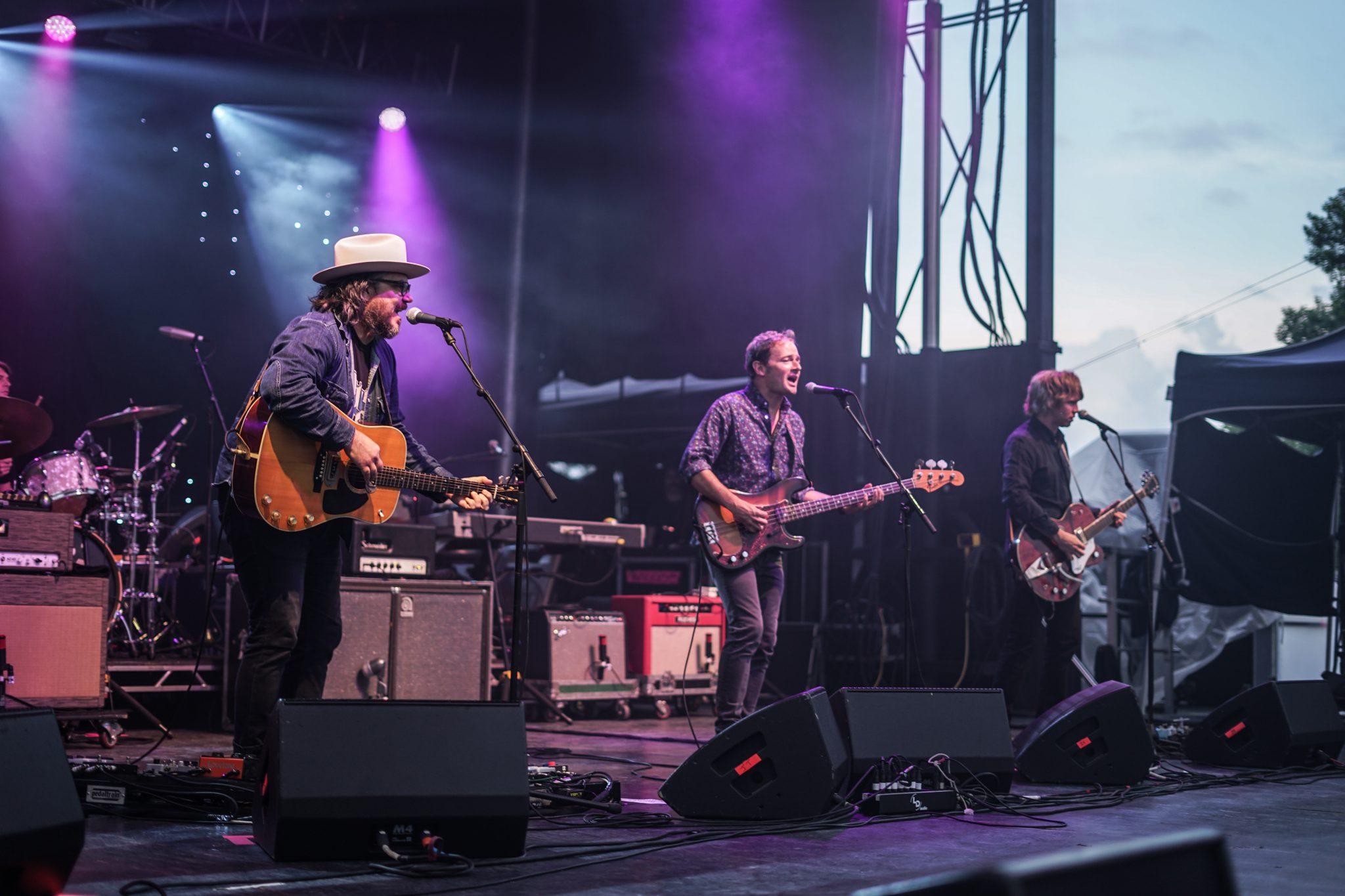 Wilco’s intuitive performance was exactly what audience wanted to hear ...